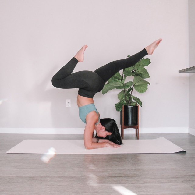 How to Do Triangle - Yoga with Rona